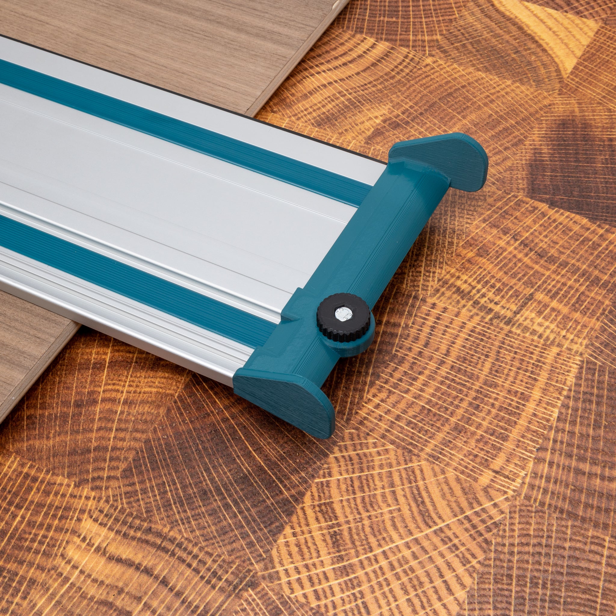 Makita Hose Deflector for Track Saw Guide Rails – Tool Theory