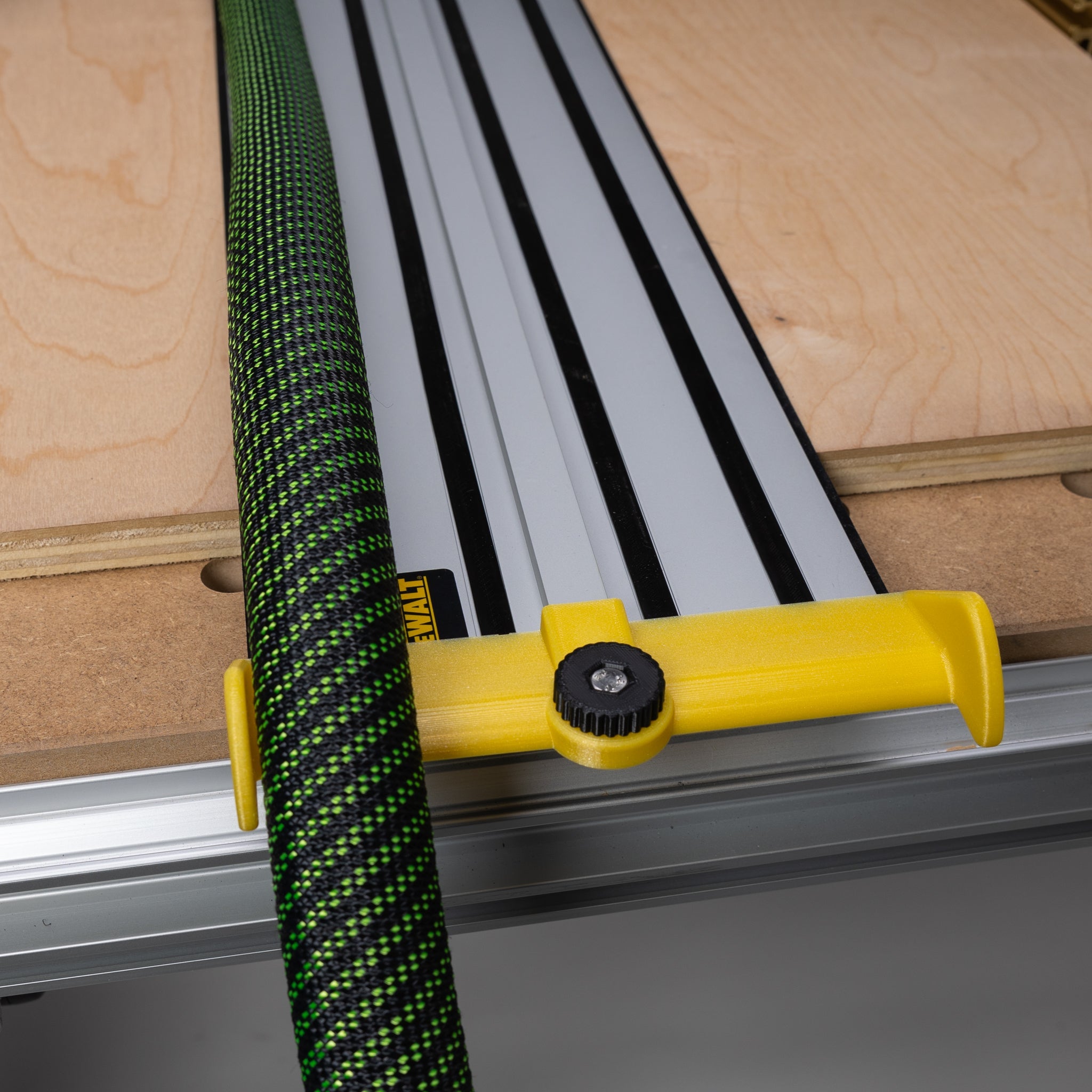 Dewalt Hose Deflector for Track Saw Guide Rails – Tool Theory