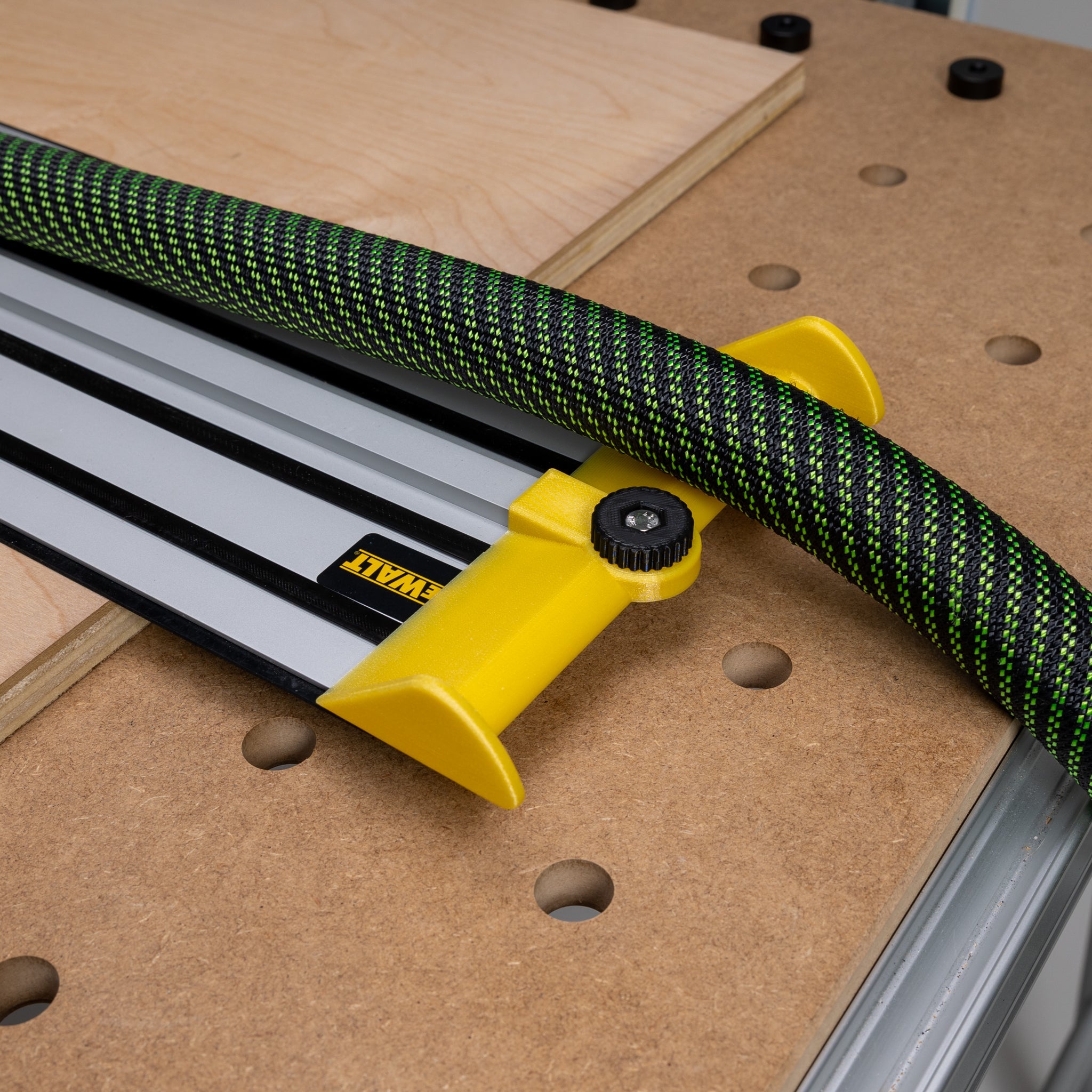 Dewalt Hose Deflector for Track Saw Guide Rails – Tool Theory